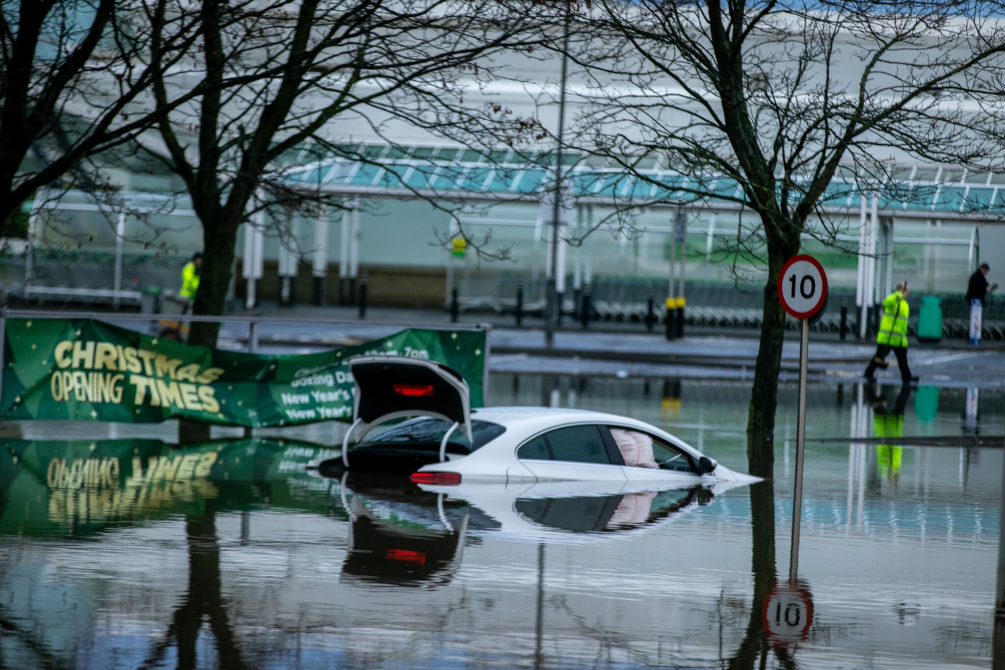 Flash floods cause chaos in Tayside and Fife