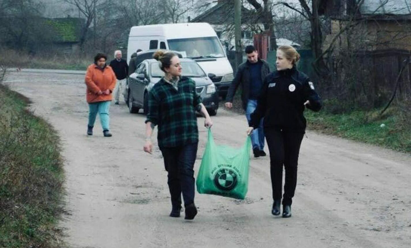 Dundee volunteer in Ukraine 'won't stop helping until war is over'