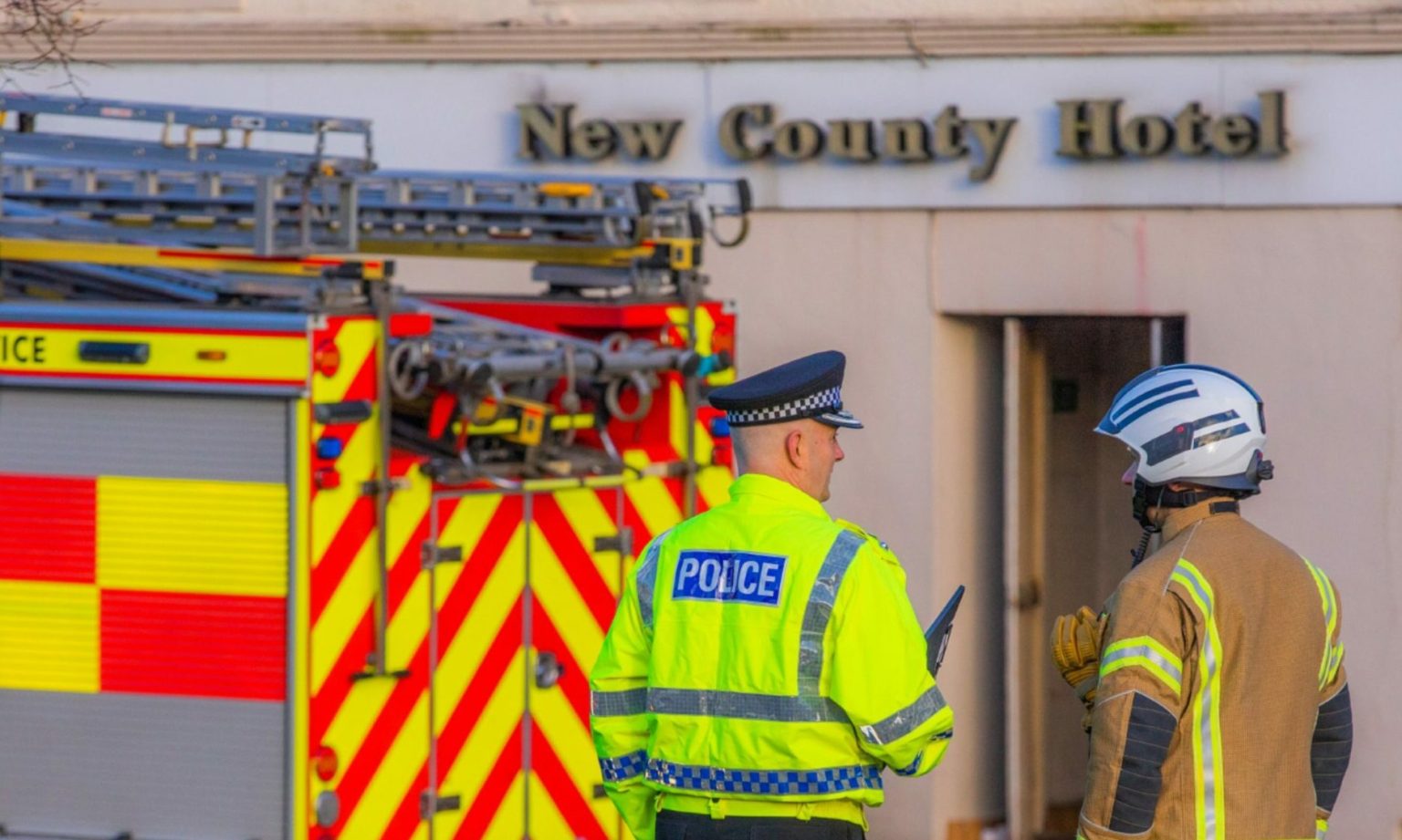 Security expert entered Perth crime scene hotel by open window