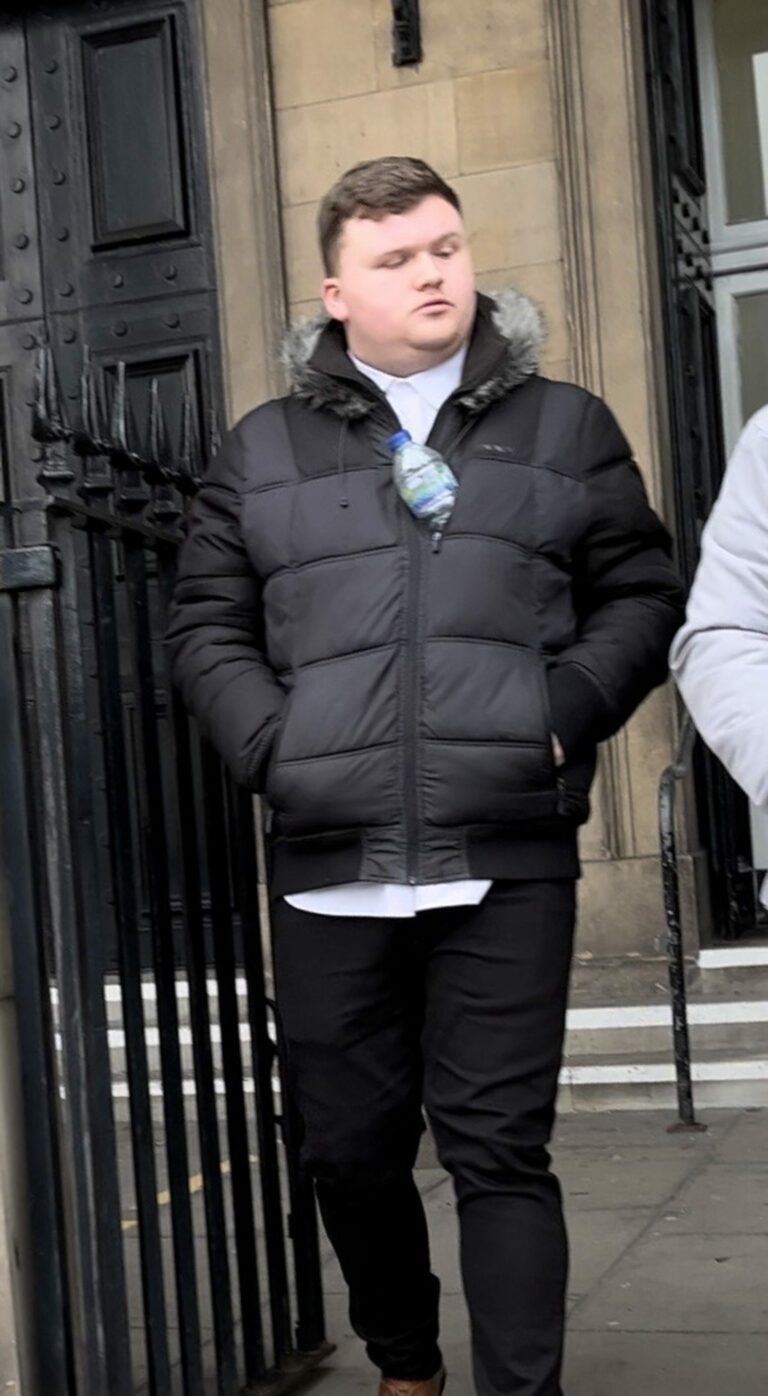 Perth paedophile shared photos of local schoolgirls on Grindr