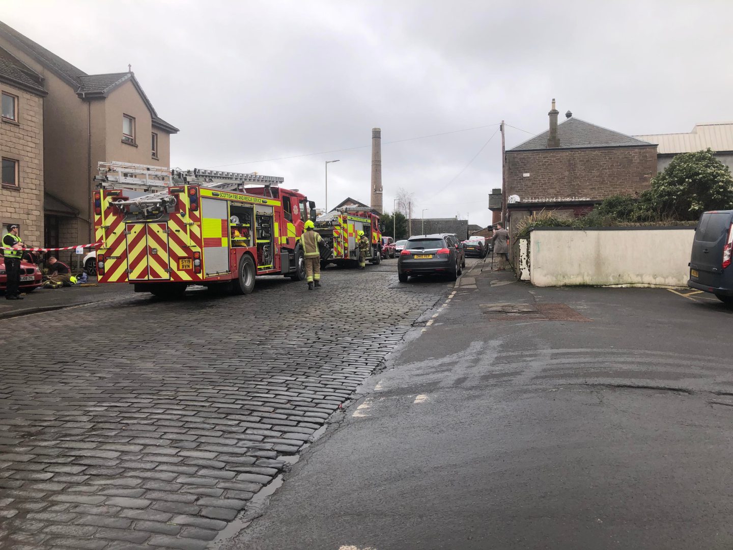Fire breaks out in Dundee flat forcing residents to evacuate