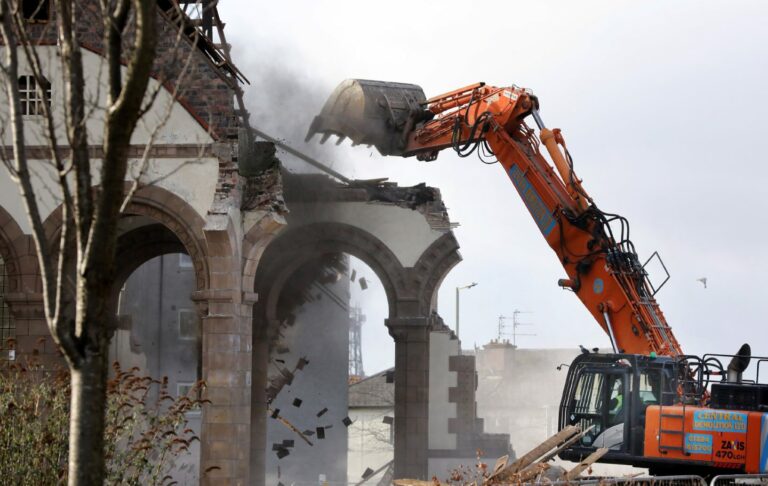 Pictures and video as Craigiebank Church in Dundee demolished