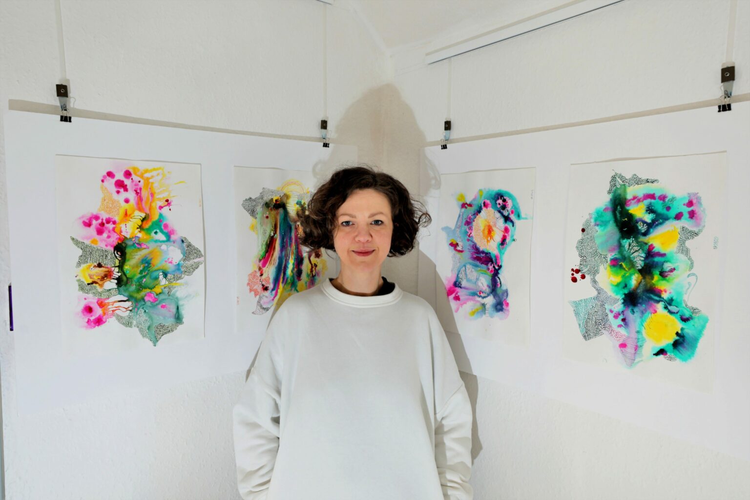 Angus artist leads Scottish prisoners' paper sunflowers effort for Ukraine