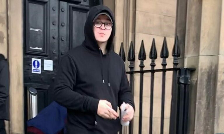 Perth paedophile narrowly avoids prison for sex with schoolgirl, 15