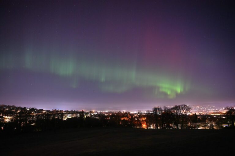 Stunning Northern Lights fill sky above Dundee and Fife