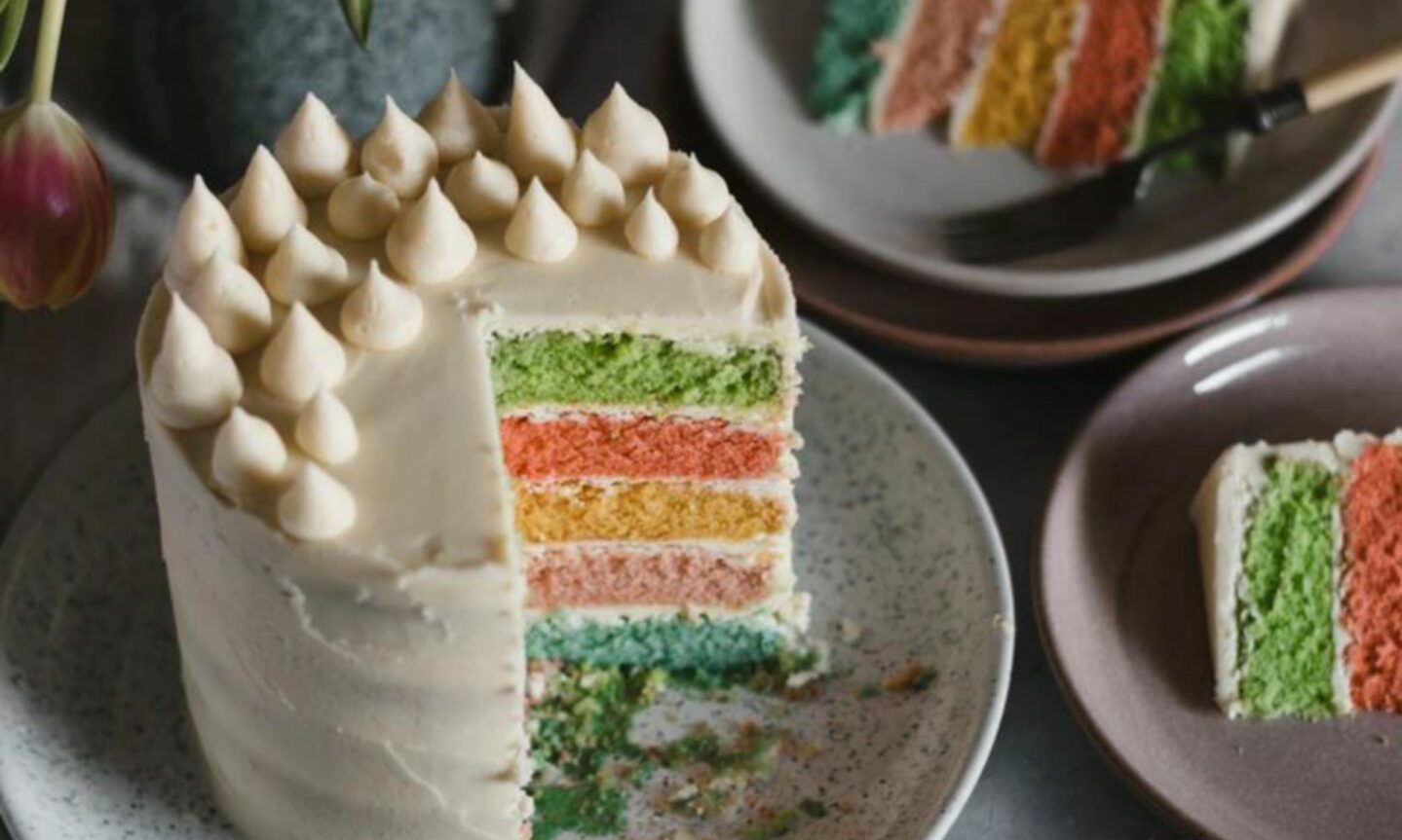 Recipe: Make this rainbow cake for a special birthday
