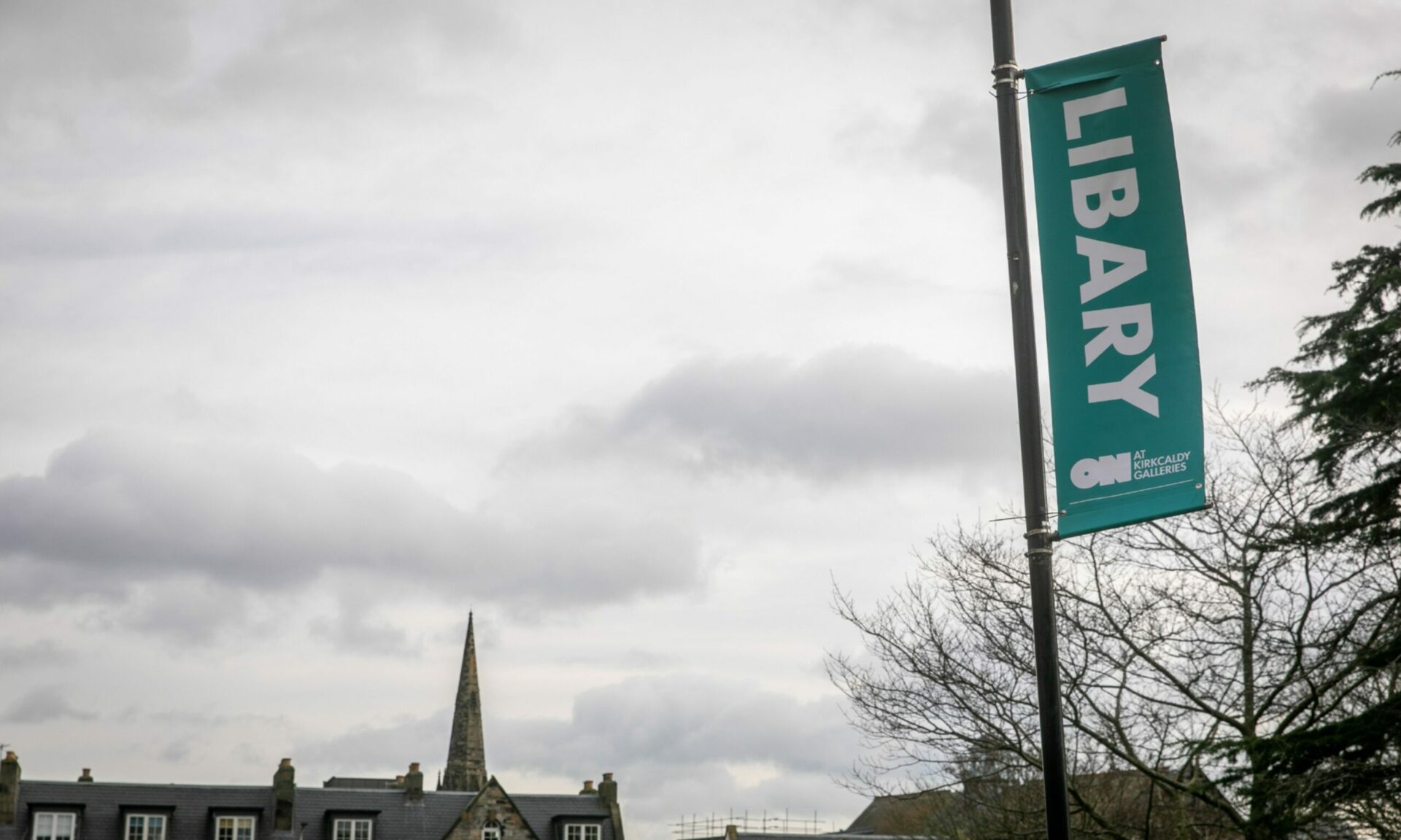 Kirkcaldy library: Mis-spelled sign directs people to the LIBARY