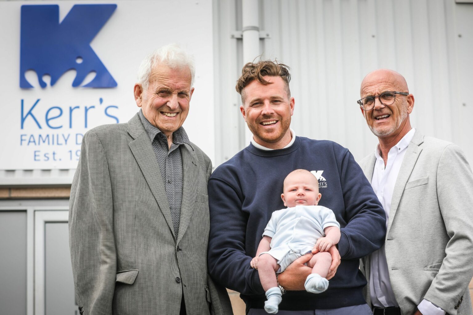 Iain Kerr: Dundee dairy boss dies age 89