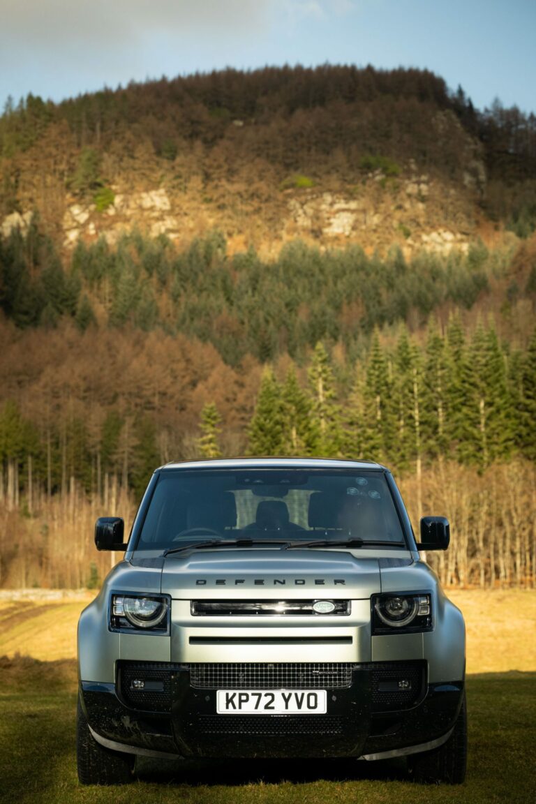 Off roading round Dunkeld in the Land Rover Defender 130