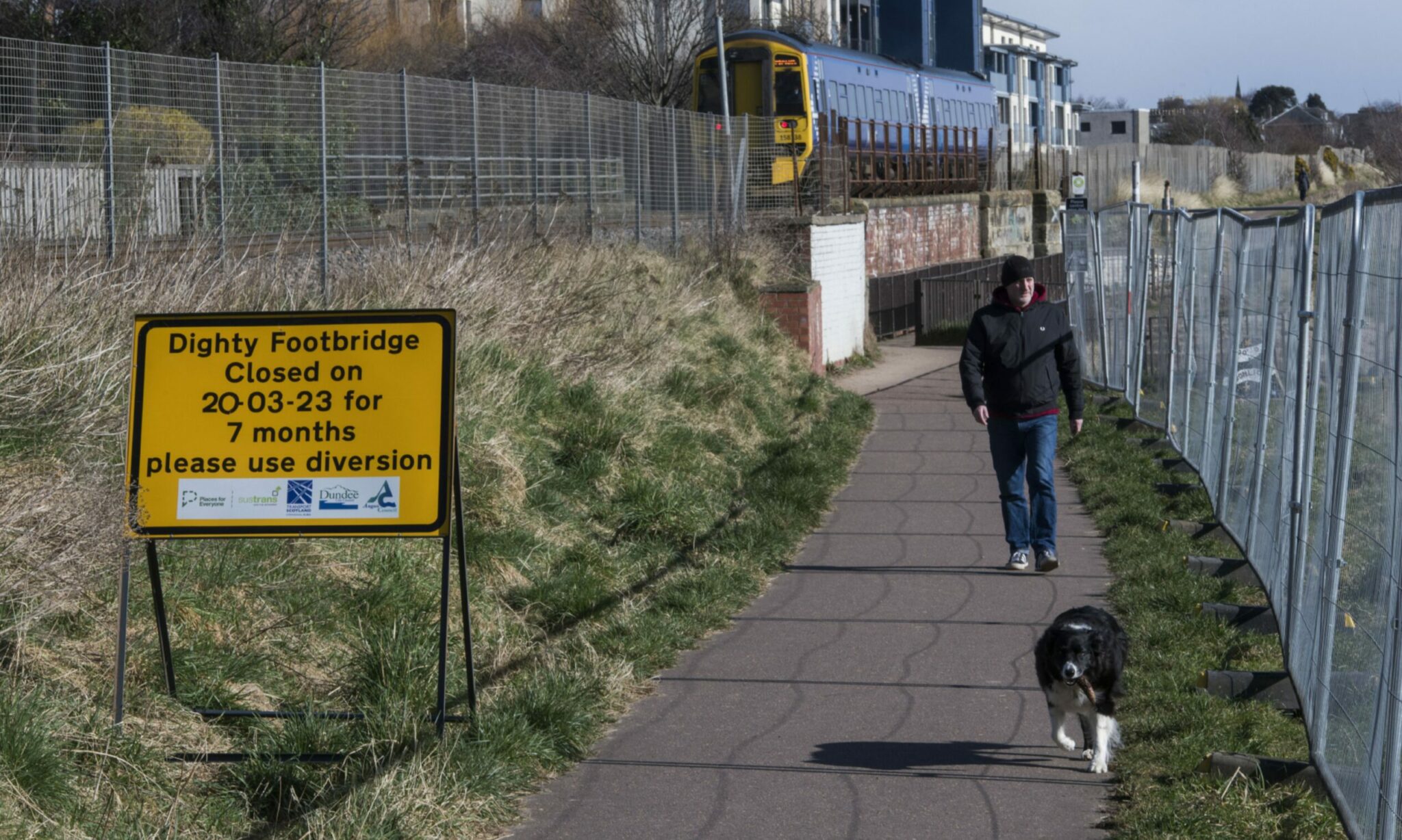 Pictures of progress on Broughty Ferry to Monifieth coastal route