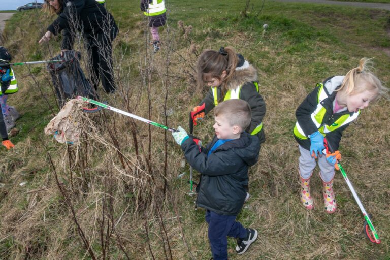 Primary pupils form litter-picking army for Great Angus Beach Clean