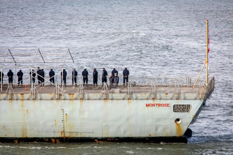 Pictures: HMS Montrose arrives in Angus town for final visit