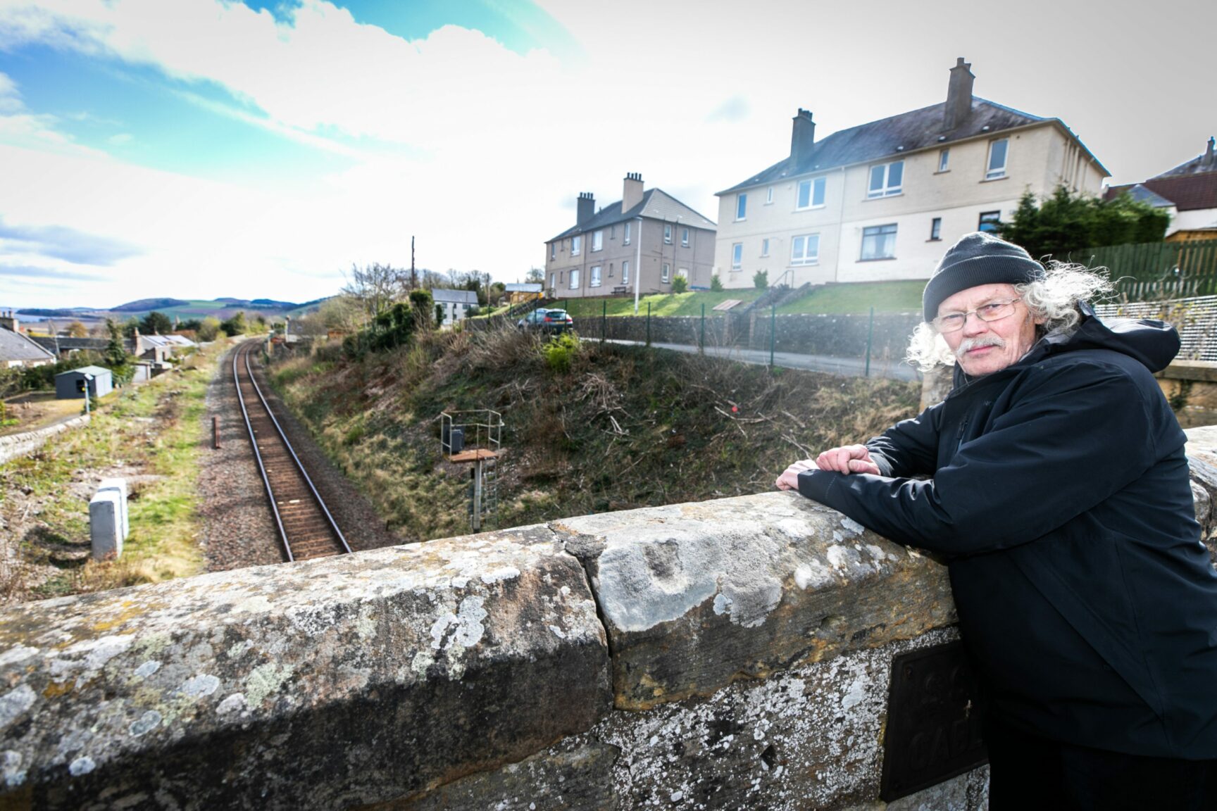MP secures meeting to discuss Newburgh Railway Station funding