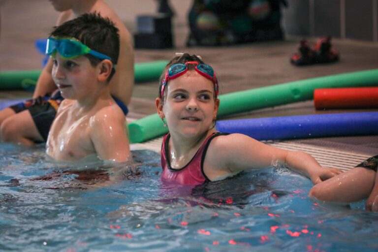 Olympic star Duncan Scott makes splash with Forfar Learn to Swim ...