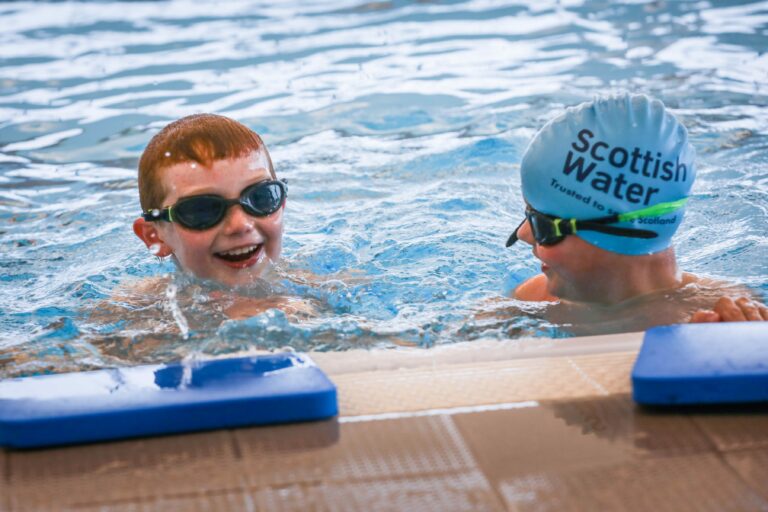 Olympic star Duncan Scott makes splash with Forfar Learn to Swim ...