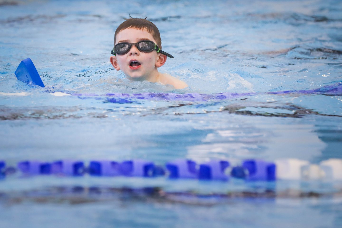 Olympic star Duncan Scott makes splash with Forfar Learn to Swim ...