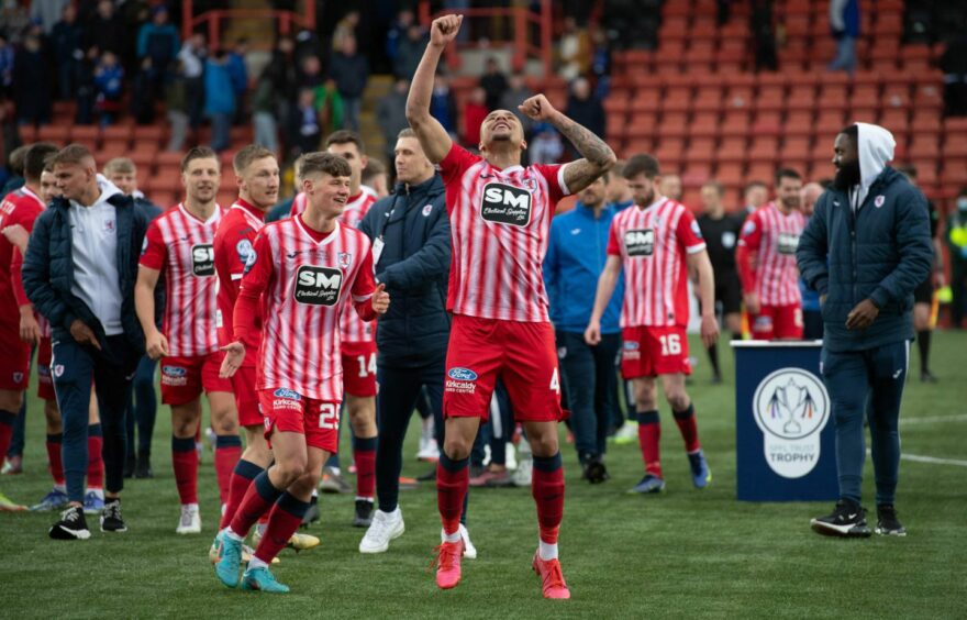 Raith Rovers' Liam Dick on getting out the way of THAT Dylan Eason goal