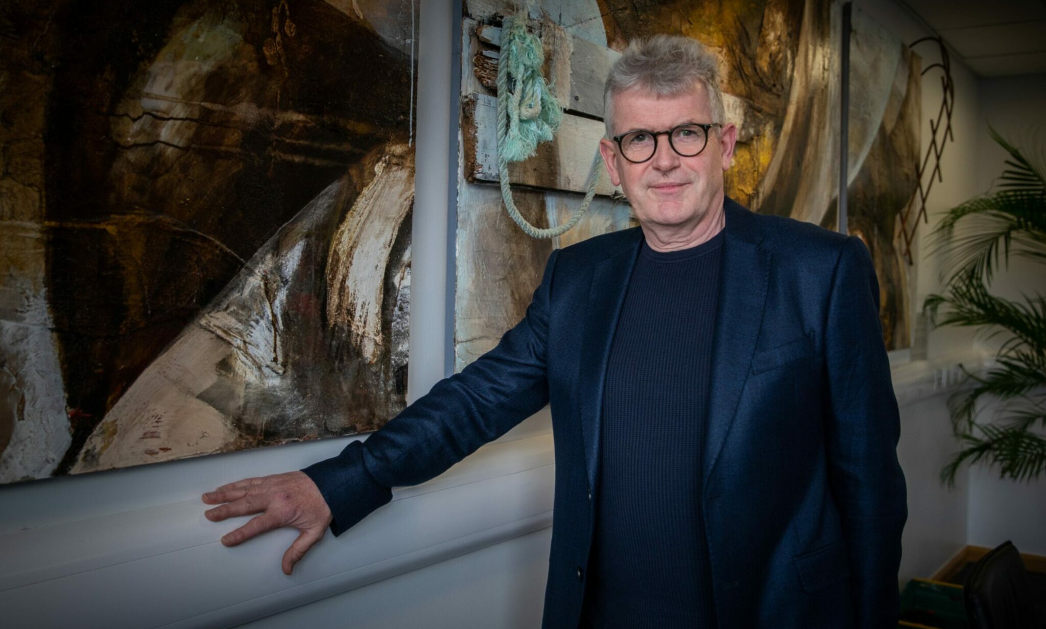 Dundonian who led top US firms returns to inspire future talent