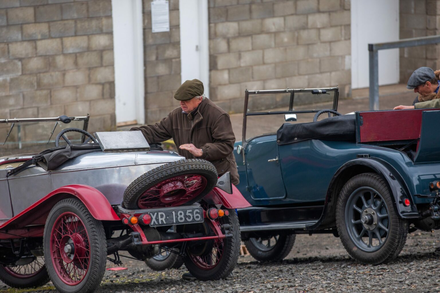 Pictures: 120 vehicles take part in Perthshire Classic Cars Tour