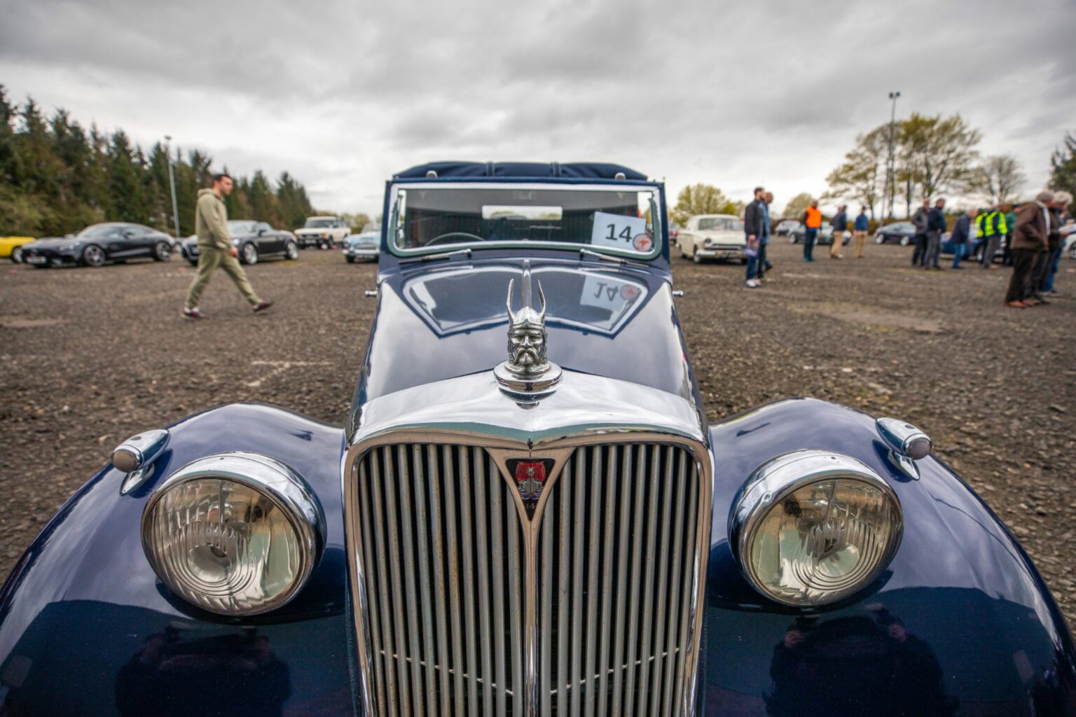 Pictures: 120 vehicles take part in Perthshire Classic Cars Tour