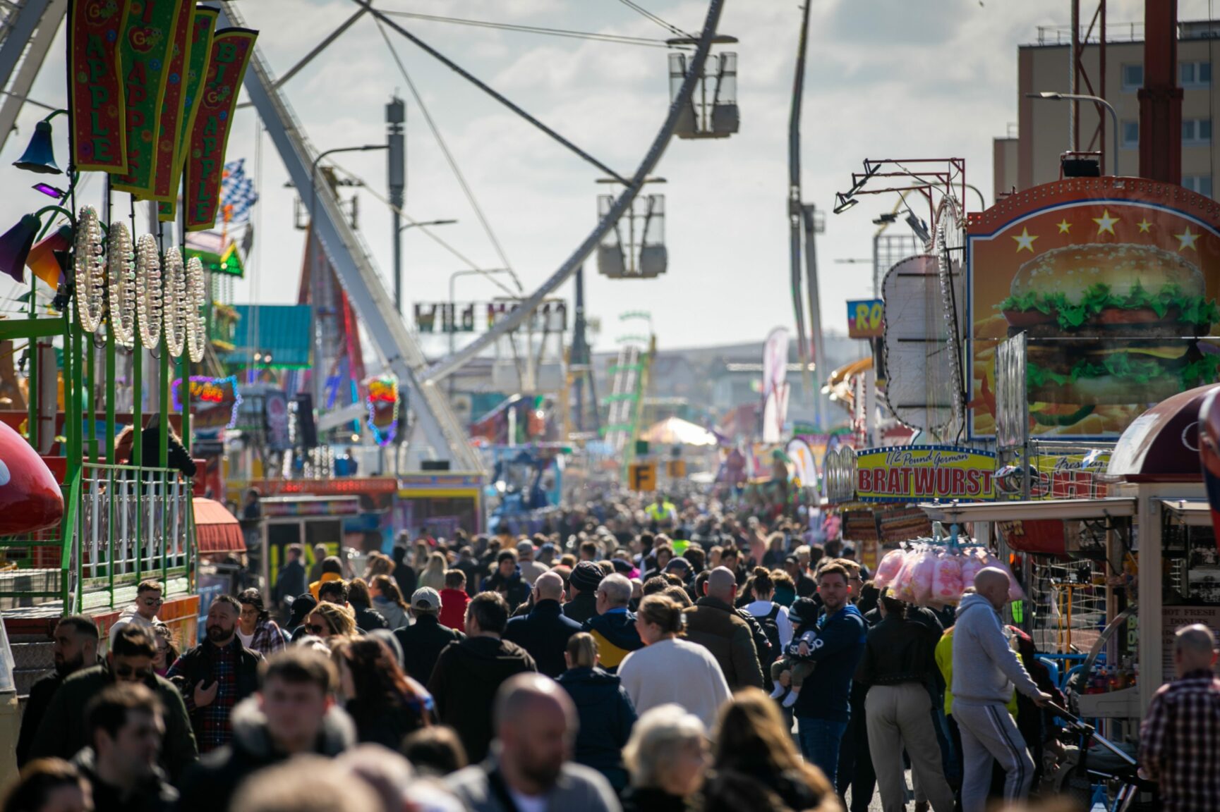 Kirkcaldy Links Market 2025: Opening times, rides, parking & cost