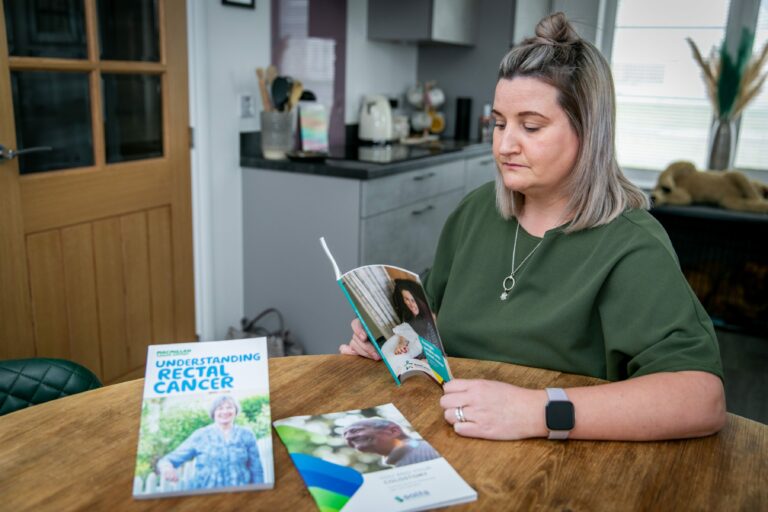 Dundee mum Rachel had organs removed in bowel cancer battle