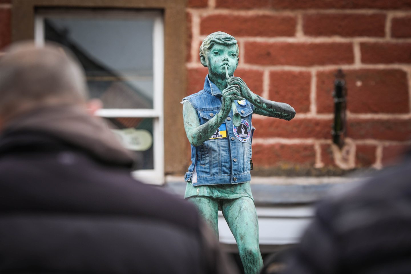 Bonfest rocks Kirriemuir as AC/DC family descend on Angus