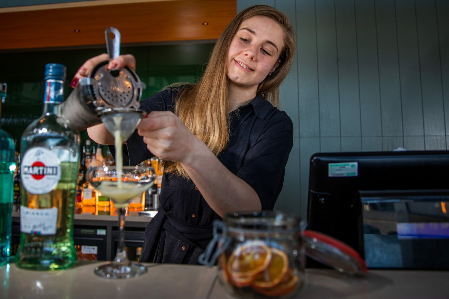 Exclusive cocktail fundraising for cancer launched in Dundee