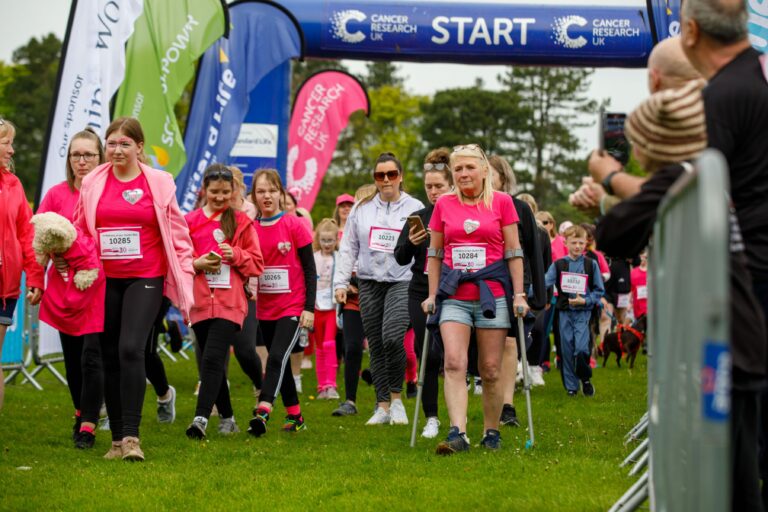 IN PICTURES: 1,600 runners take part in Race for Life in Kirkcaldy