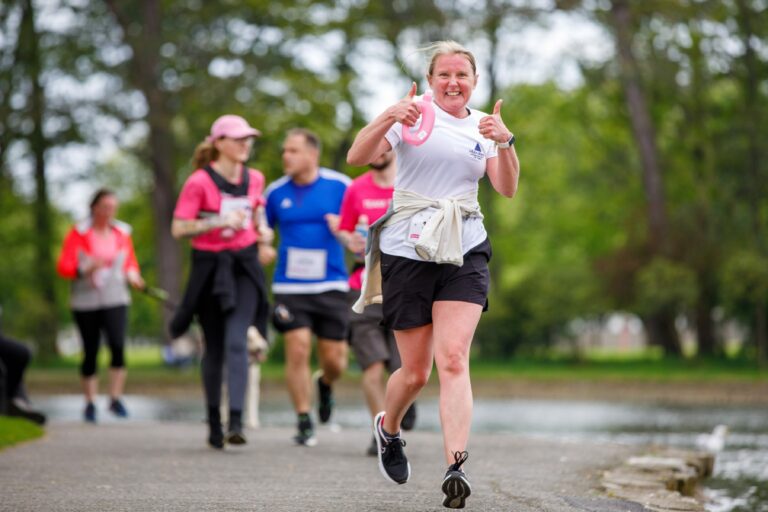 IN PICTURES: 1,600 runners take part in Race for Life in Kirkcaldy