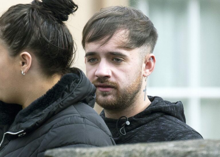 Country singer cleared of cut throat razor attack in Perth