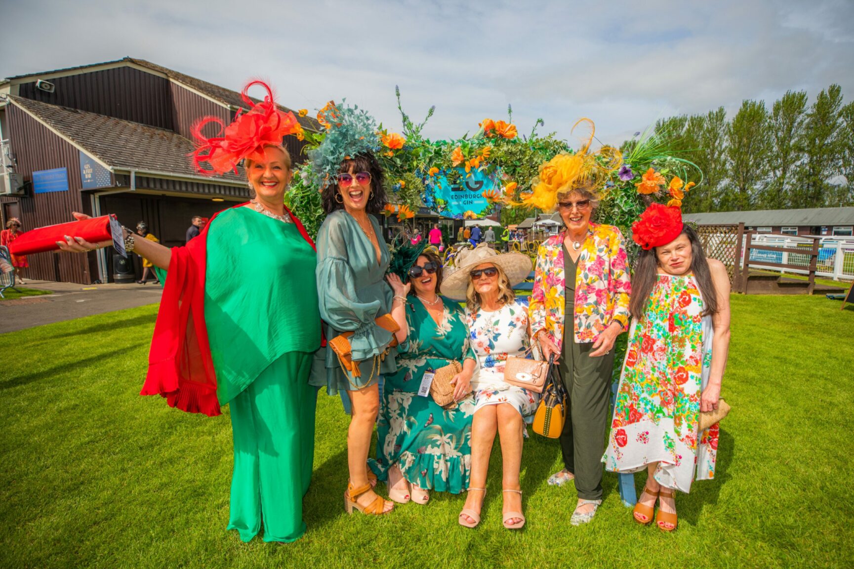 Best pictures as thousands enjoy Ladies' Day at Perth Racecourse