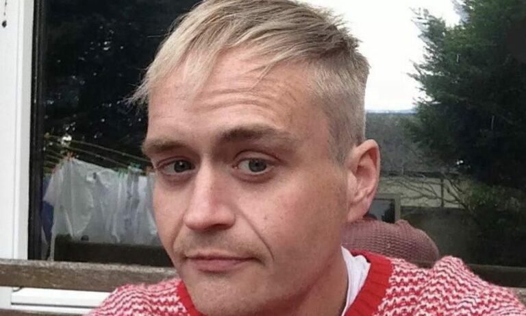 Ferry man hit teen in row over dog poo posted through letterbox