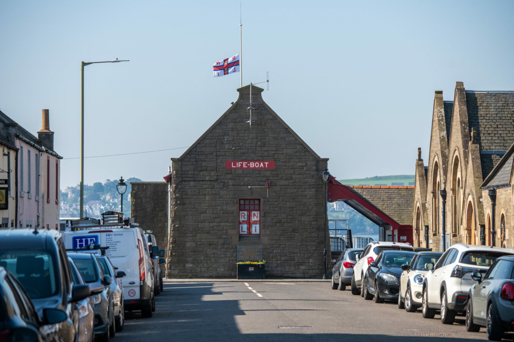 'Localised fire' on oil rig at Port of Dundee - The Courier