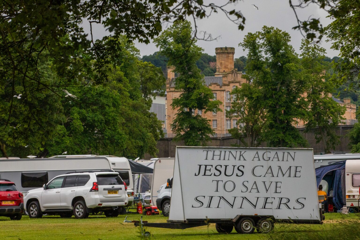 130+ Travellers' caravans on Perth South Inch without consent