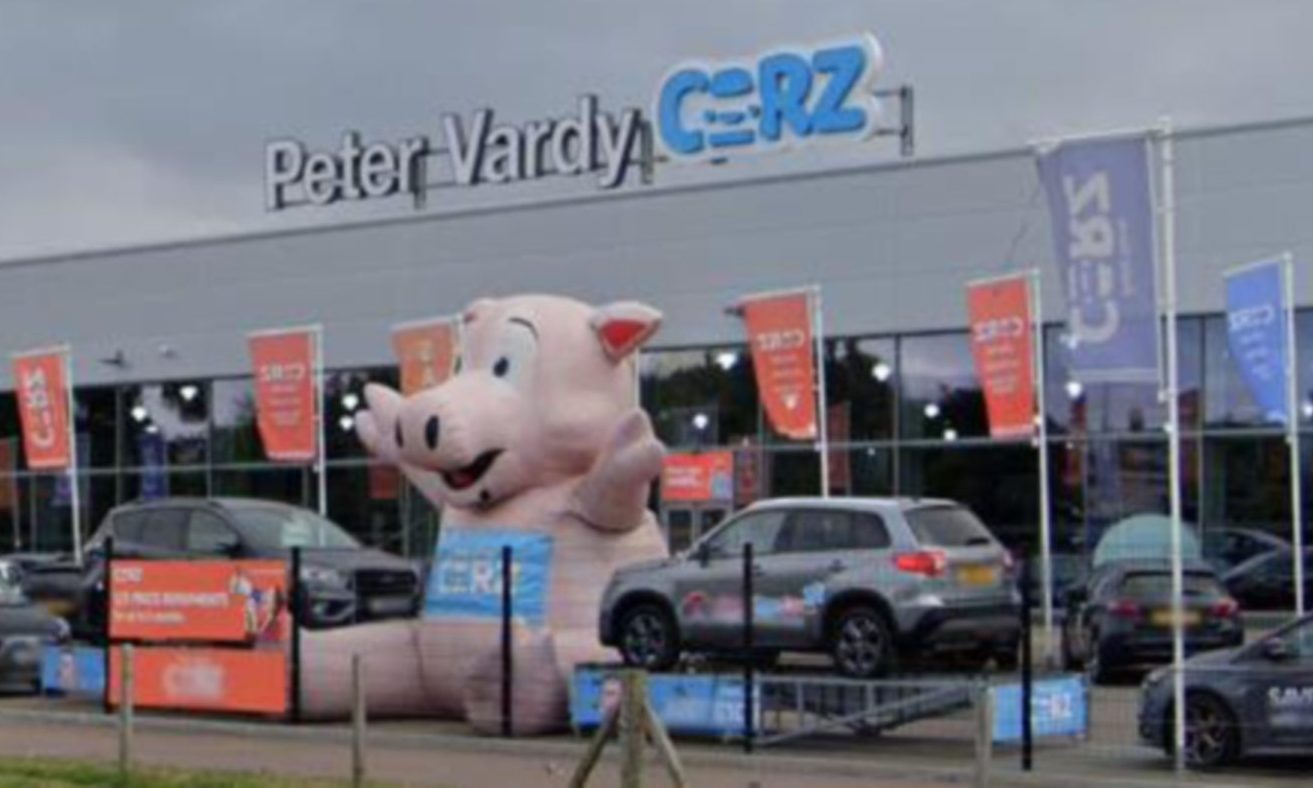 John Clark to open car dealership on Dundee Peter Vardy site