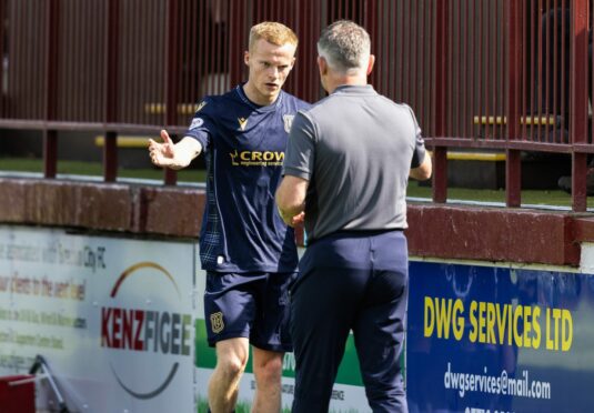 'Fitter, stronger' Scott Tiffoney out to better debut Dundee season