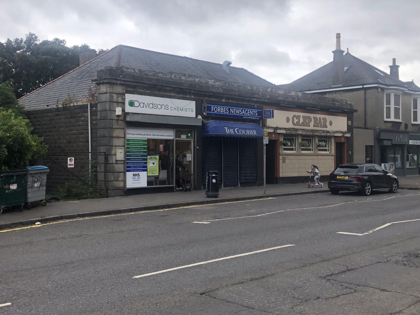 Affection for retiring owner of Forbes Newsagents in Dundee