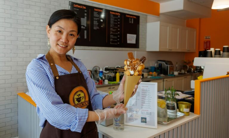 Curious foodies head to Dundee's Bubblicious to try a bubble waffle