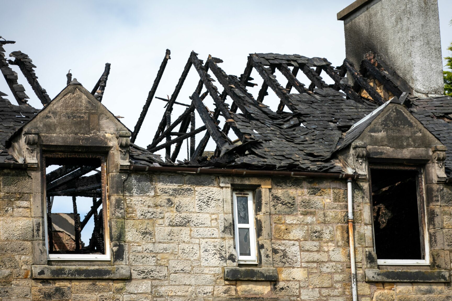 Flames burst through roof in fire on Grainger Street in Lochgelly
