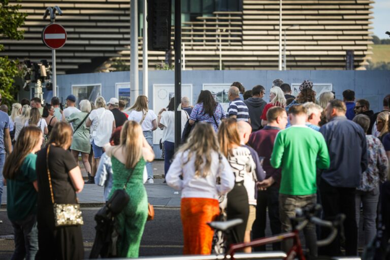 James concert in Dundee: Best pictures from Slessor Gardens