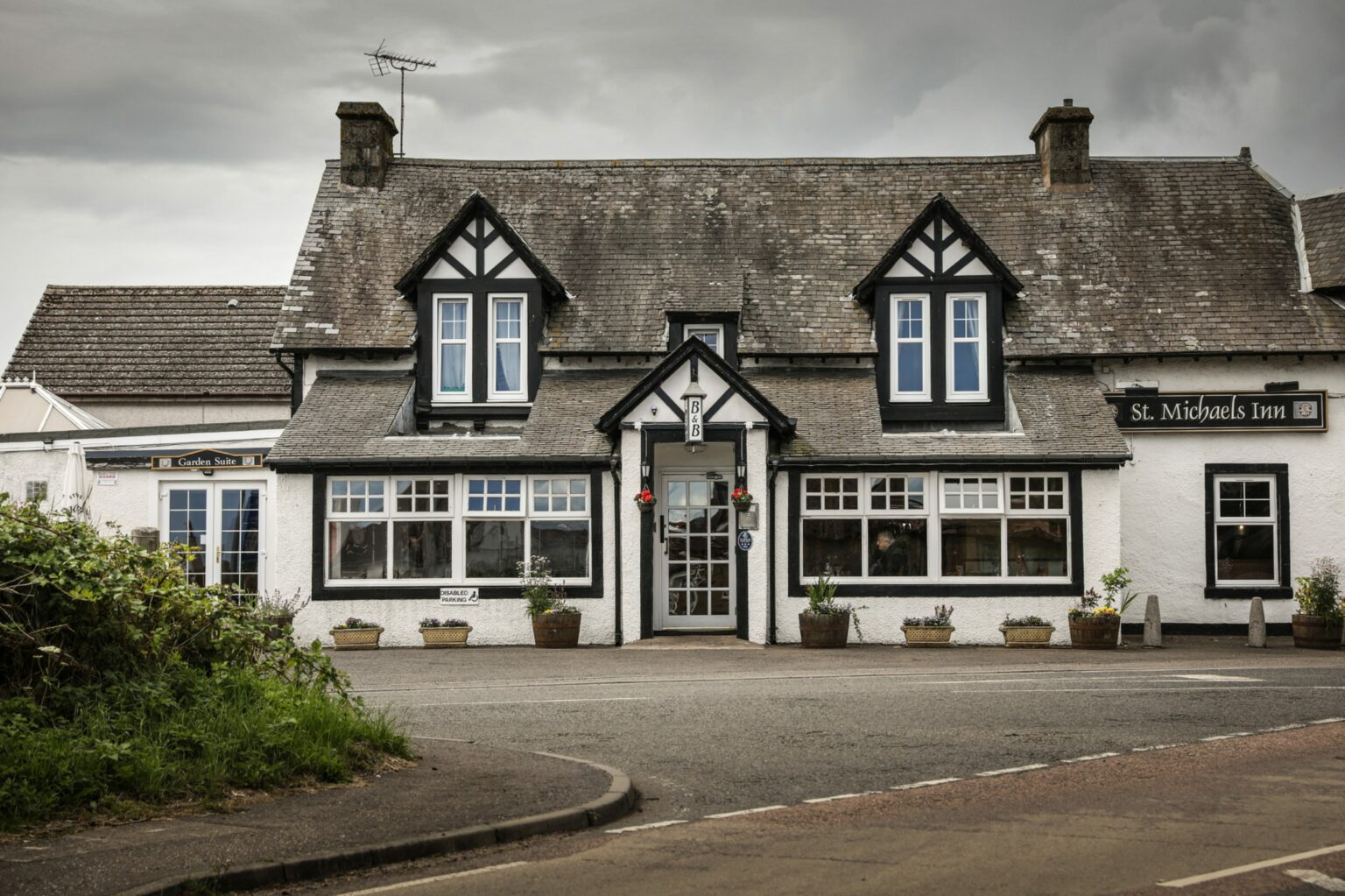 Amazing food and fantastic service at Fife's St Michaels Inn