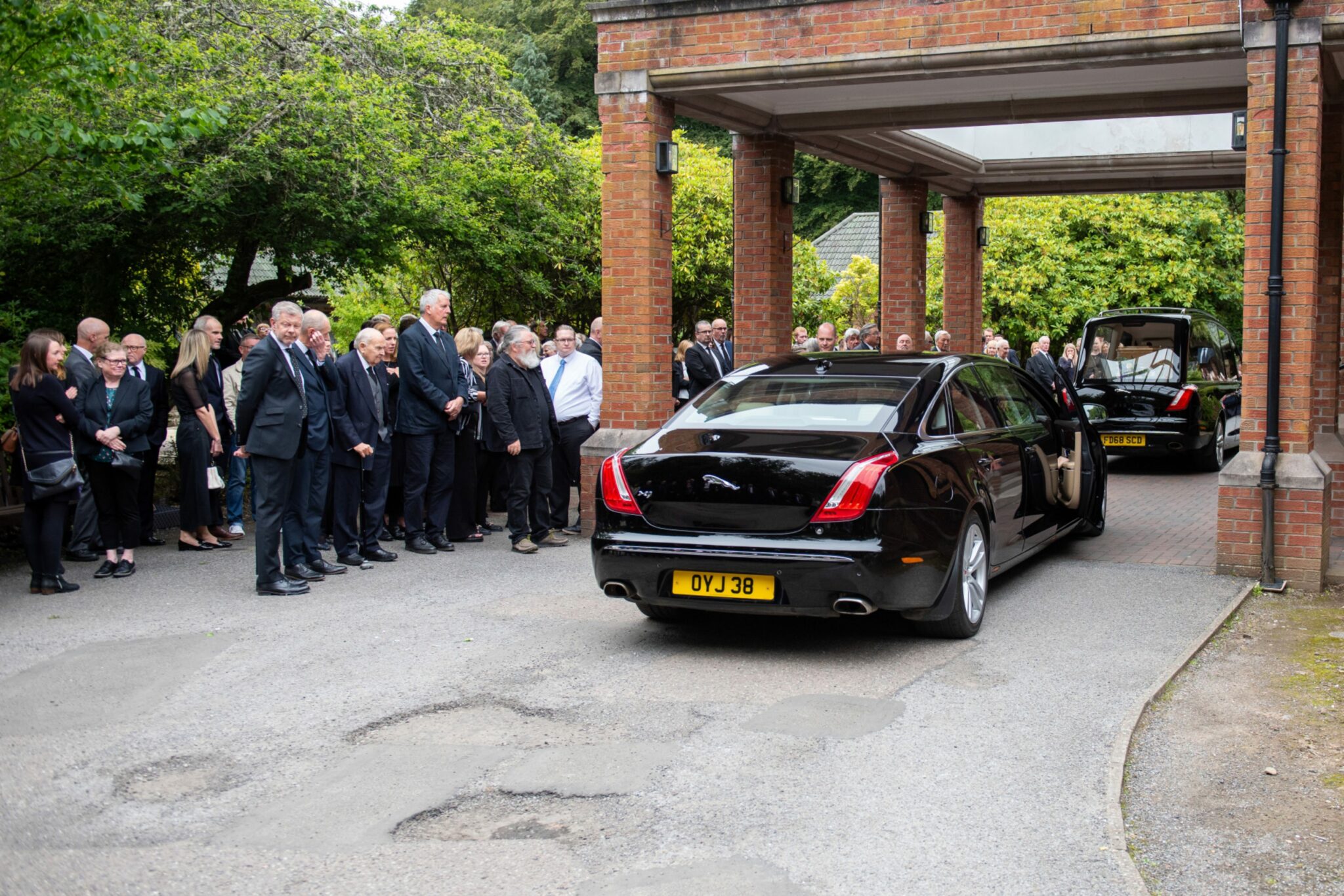 Big turnout at funeral for well-known Dundee solicitor Billy Boyle