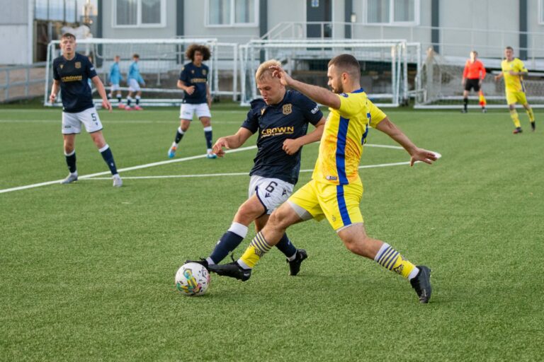 Dundee B 4-0 Buckie Thistle: Fine finishing sees Dee kids through