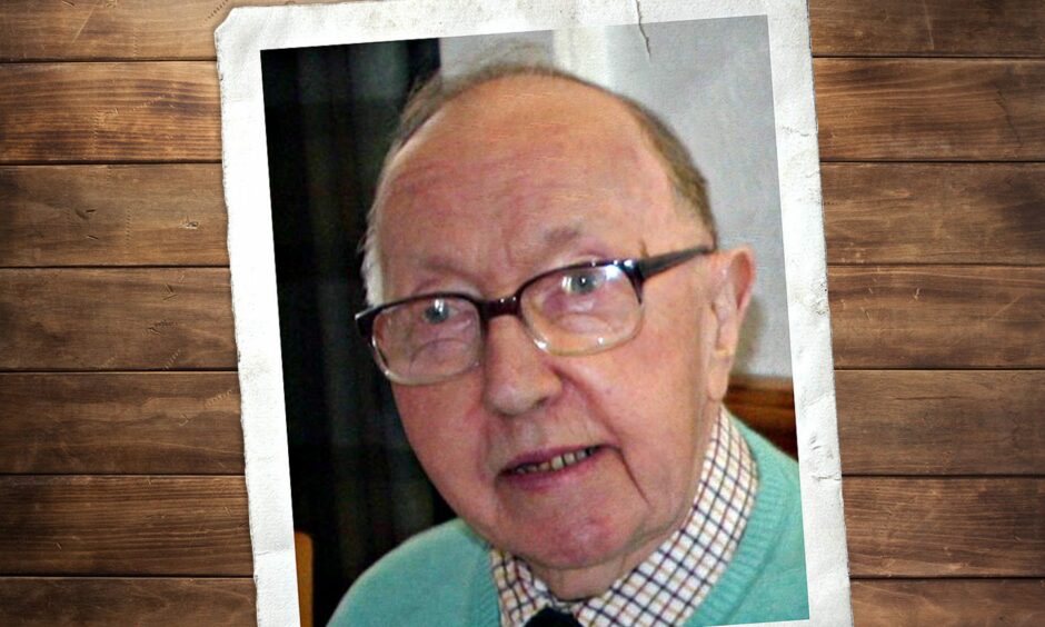 Former Dundee High School assistant rector Sandy Smith dies