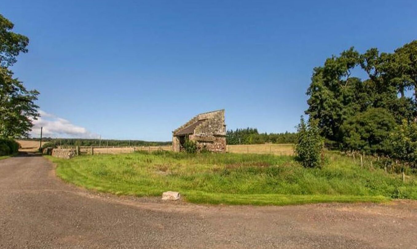 Ancient Angus doocot to become part of dream family home