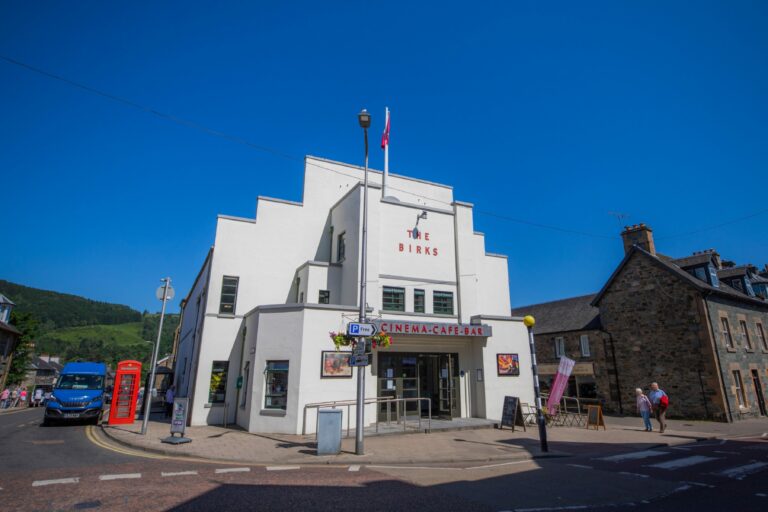 Alan Cumming visits The Birks Cinema on return to Aberfeldy