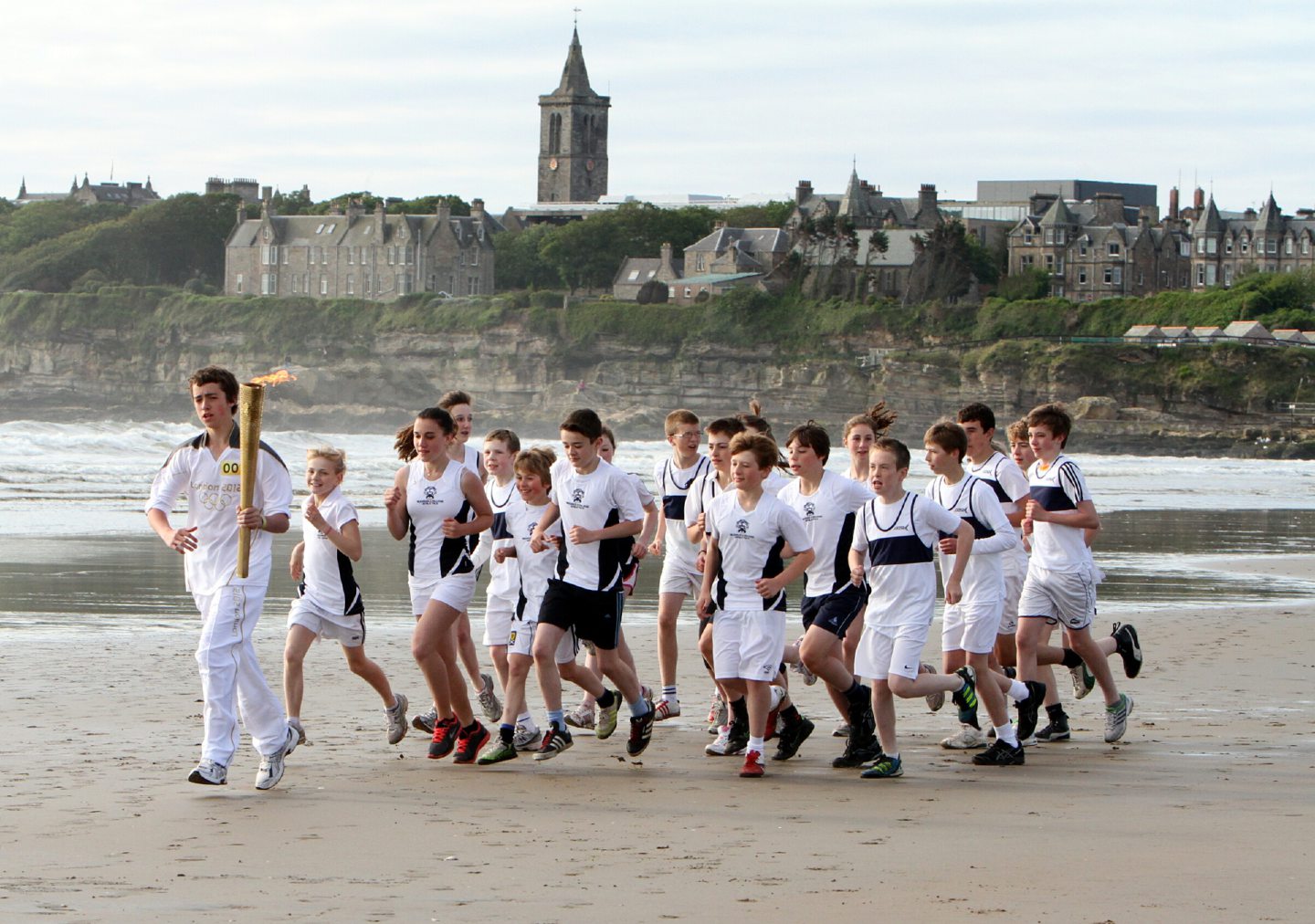 St Andrews running scene from Chariots of Fire filmed 40 years ago