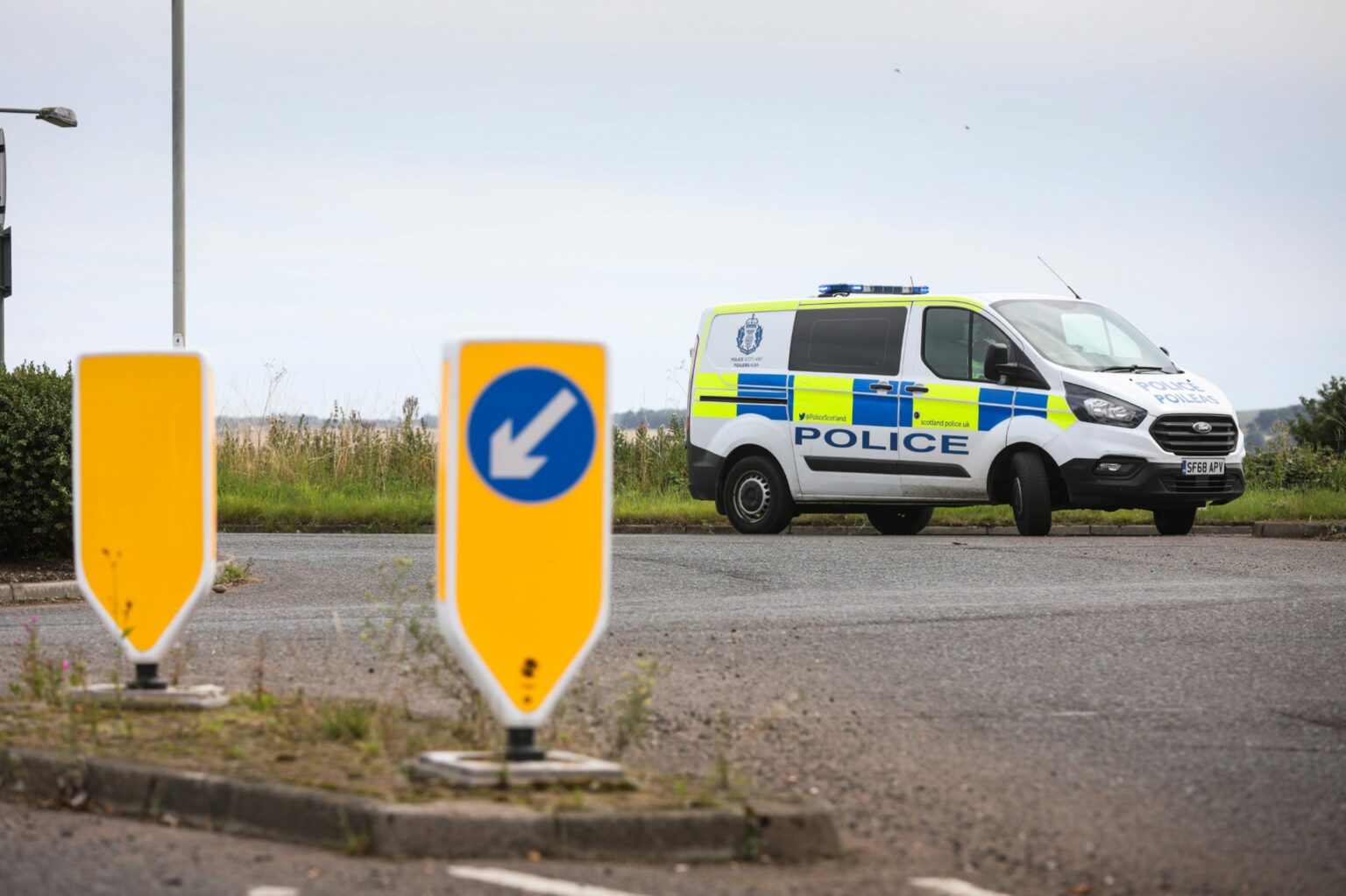 Emergency services called to crash between Dairsie and Balmullo
