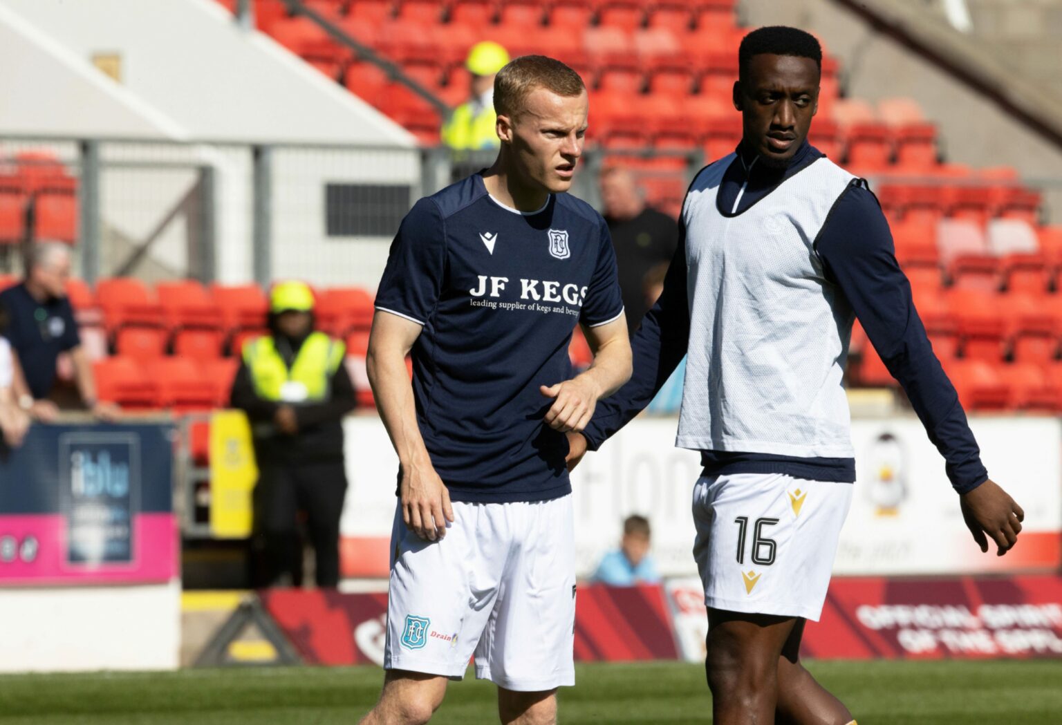 Dundee FC 'scream character' says boss as he talks Scott Tiffoney